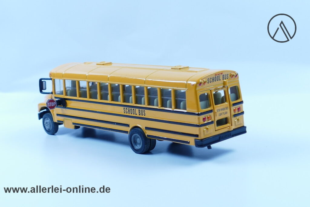 SIKU 3731 | US. Schulbus | Siku 1:55 Diecast School Bus - Allerlei ...